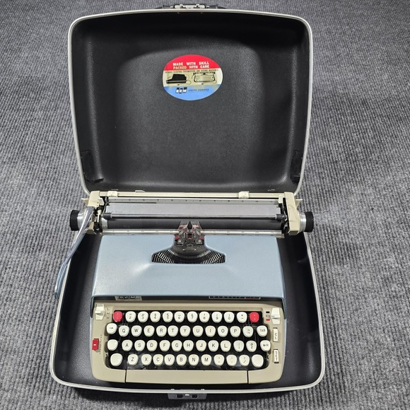 Computers, Laptops & Parts | Vintage Smith Corona Classic 12 Typewriter ...